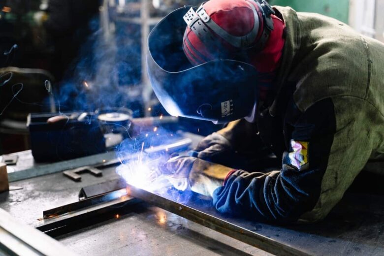 7 Things You Need to Know About Arc Welding - Lux Render