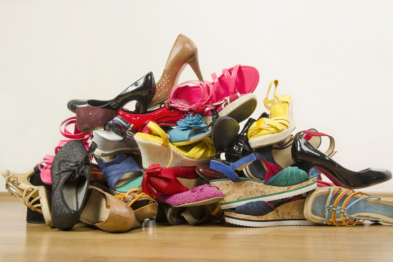 How to Pack Your Shoes for Moving – Best Hacks to Protect Your Footwear ...