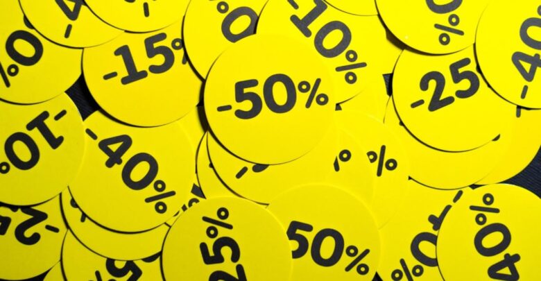 10 Shopping Tips To Save Money While Scoring Major Discounts in 2024 ...