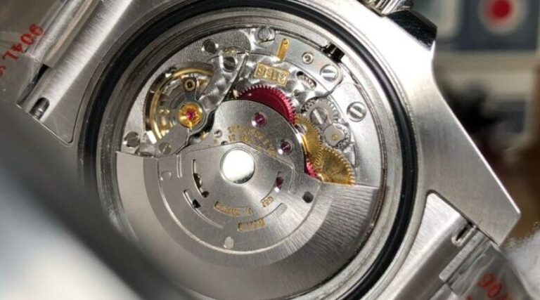 Masterful Design and Exquisite Craftsmanship in Luxury Watches - Lux Render